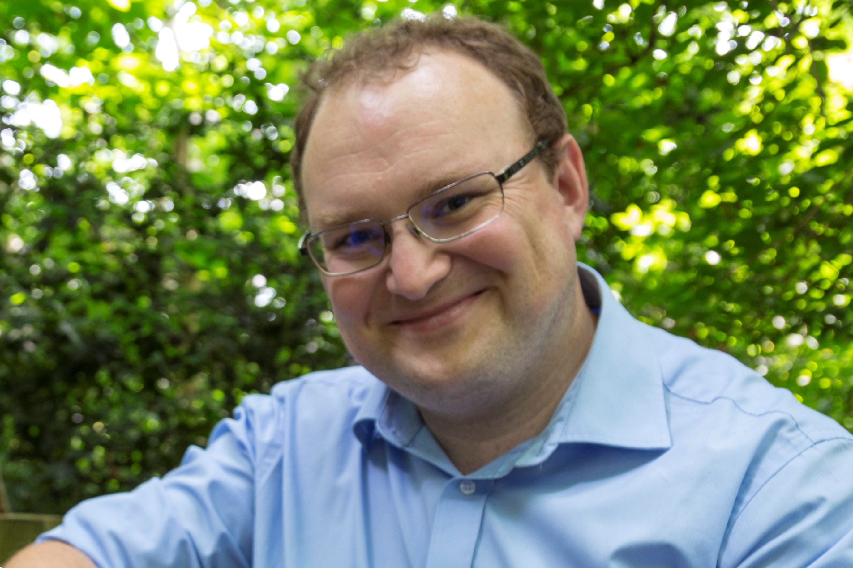 Contact – Dr Kit Chapman